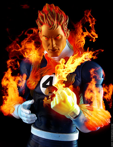 The Human Torch / Johnny Storm Poll - Statue Forum