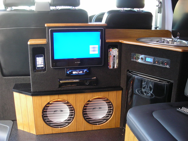 LCD TV Mounting | VW T4 Forum - VW T5 Forum